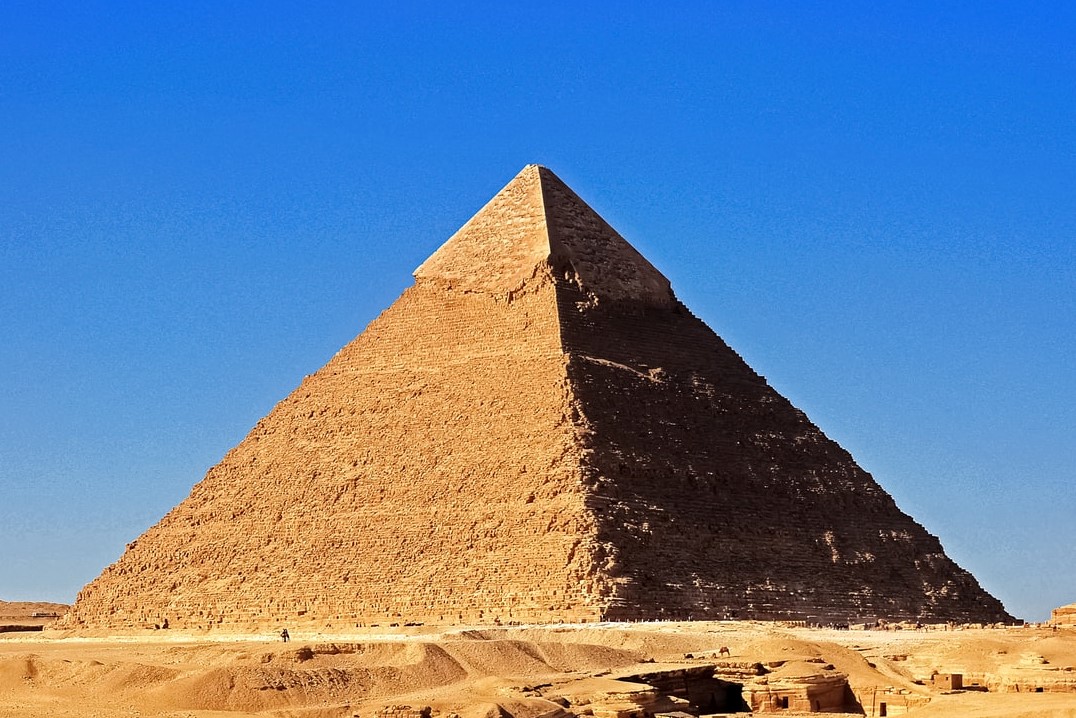 Spills from life: The shape of the pyramid inspired the social human ...